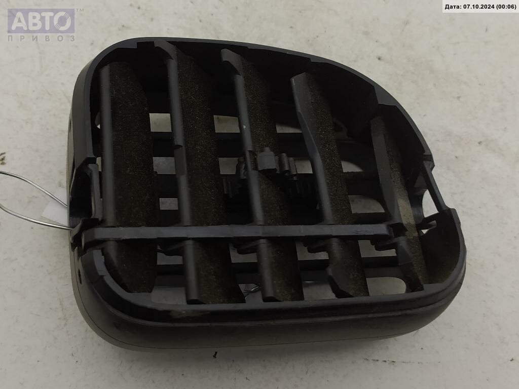 Дефлектор обдува салона Dodge Durango