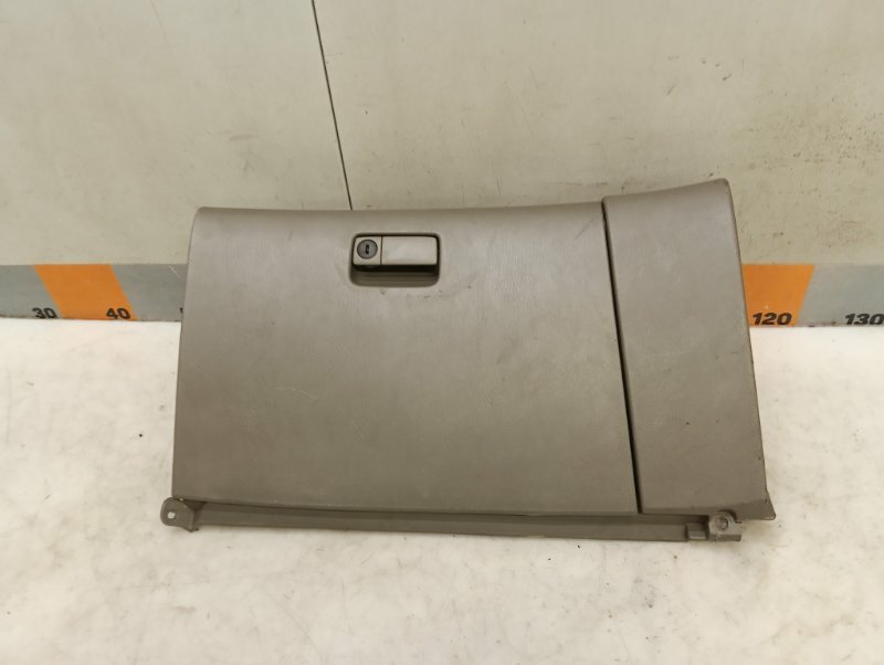 Б/У Ниссан Максима А33 Бардачок Nissan Maxima 2001 A33 294559 NISSAN арт. 685003Y110