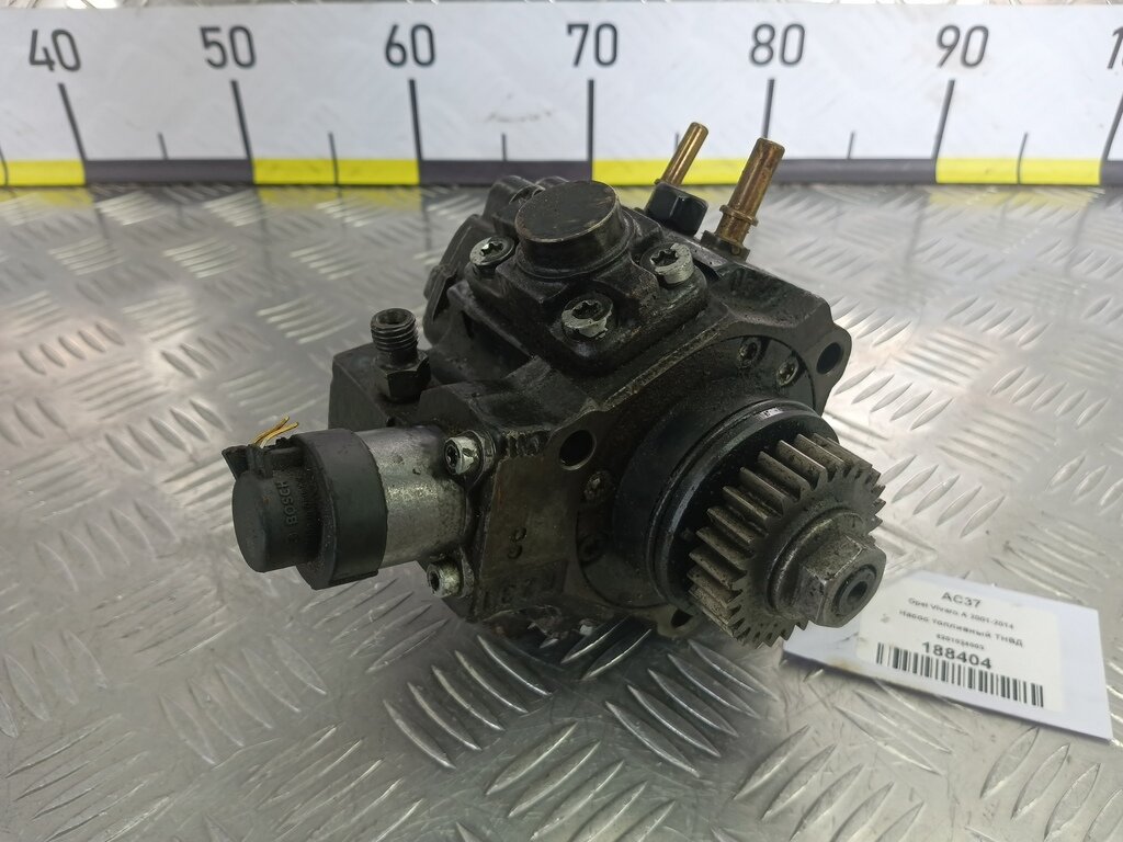 Насос топливный ТНВД Б/У для Opel Vivaro A (2001—2014) 8201024003