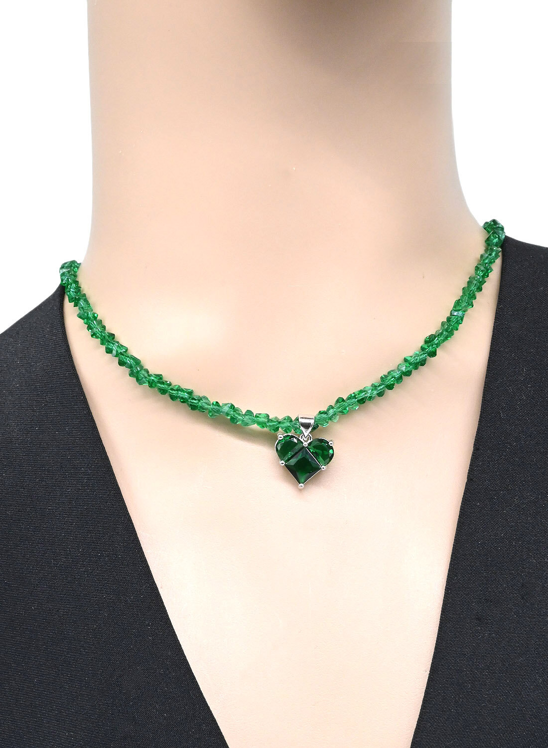 Бусы, циркон