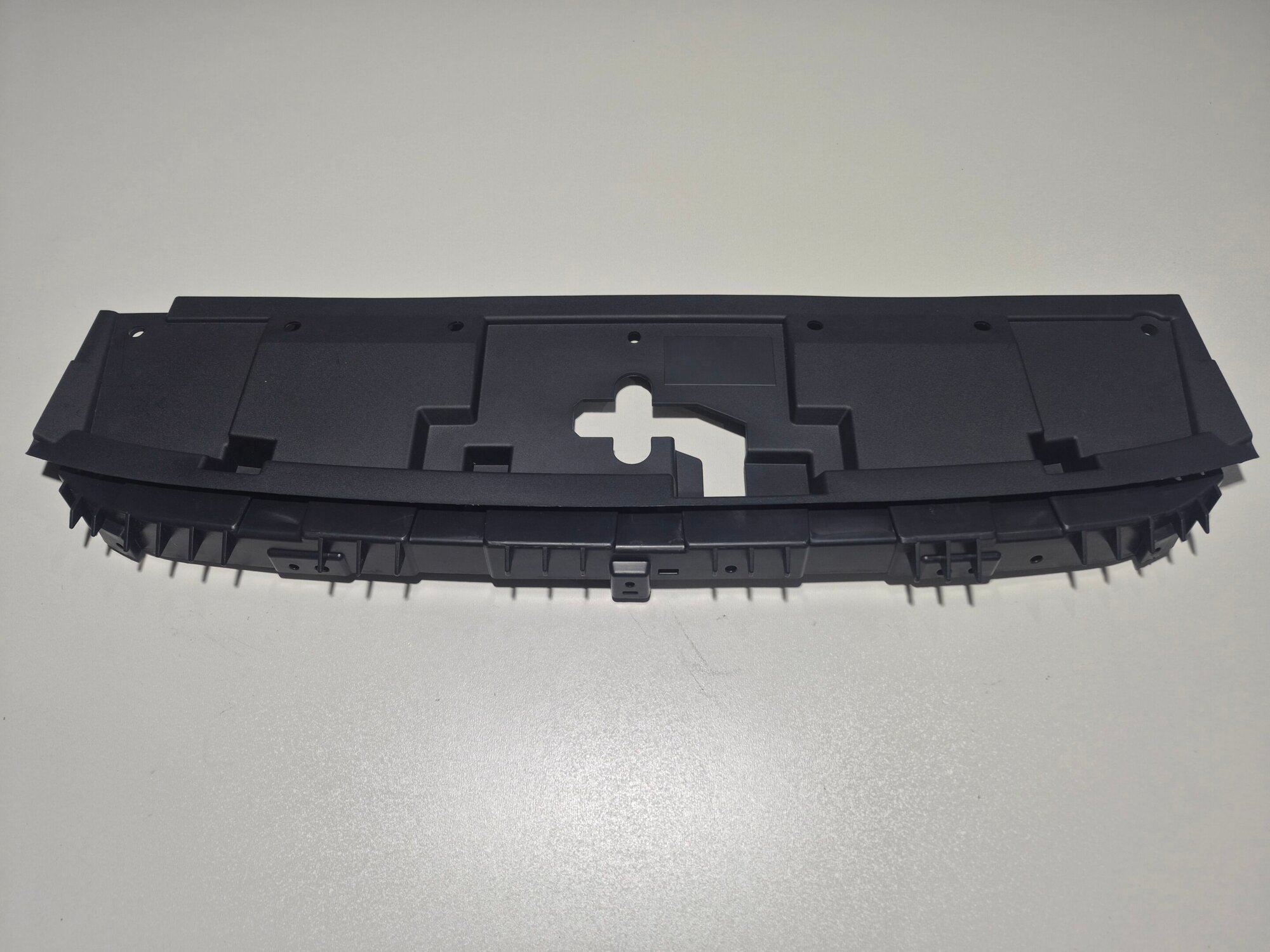 Накладка бампера переднего верхняя JAC J7 [1.6 16V CVT лифтбэк Turbo] 2803252U7300