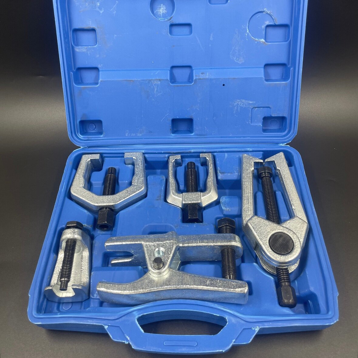 Набор съемников для шаровых опор и рулевых наконечников универсальный в кейсе 5 предметов