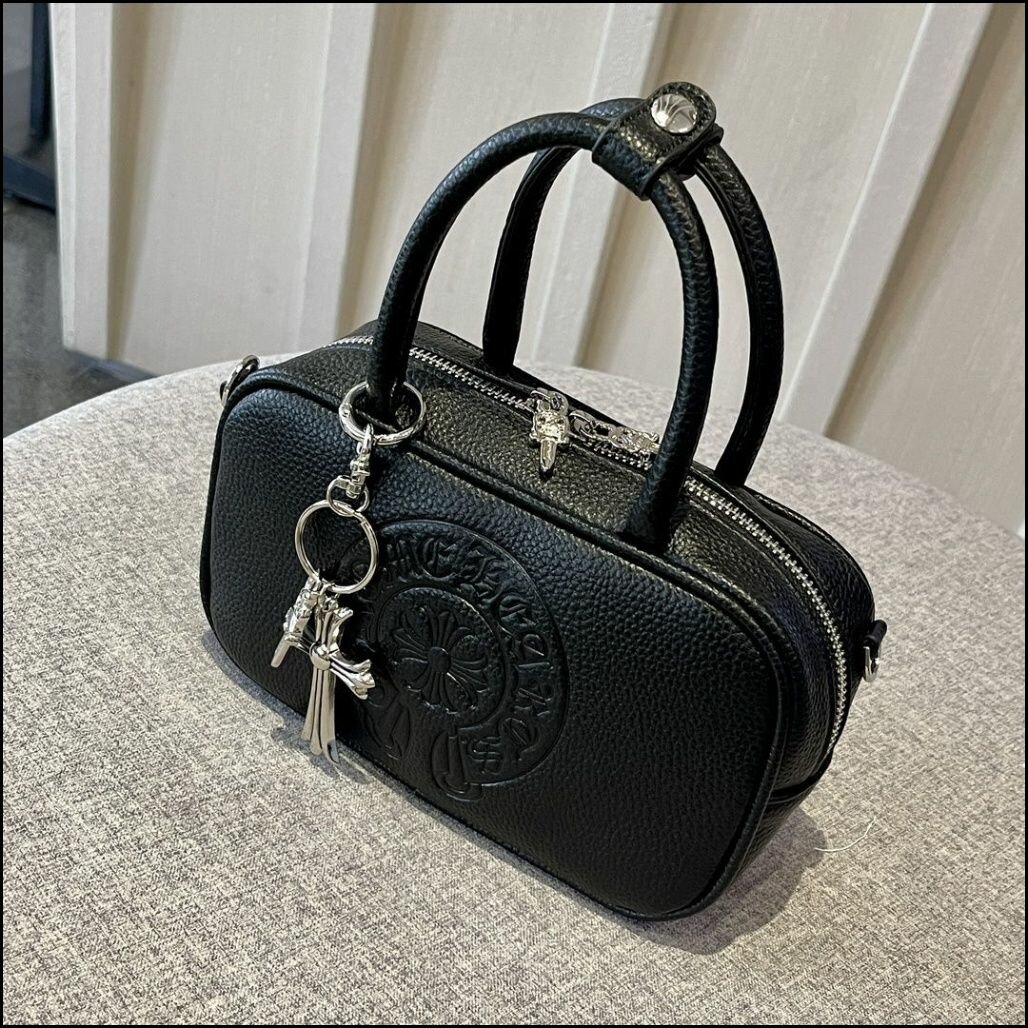 Эксклюзивная черная сумка Chrome Hearts через плечо