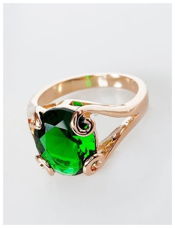 Кольцо, фианит