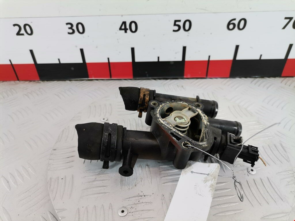 Корпус термостата Renault Laguna 2 8200674368 арт. 1480198
