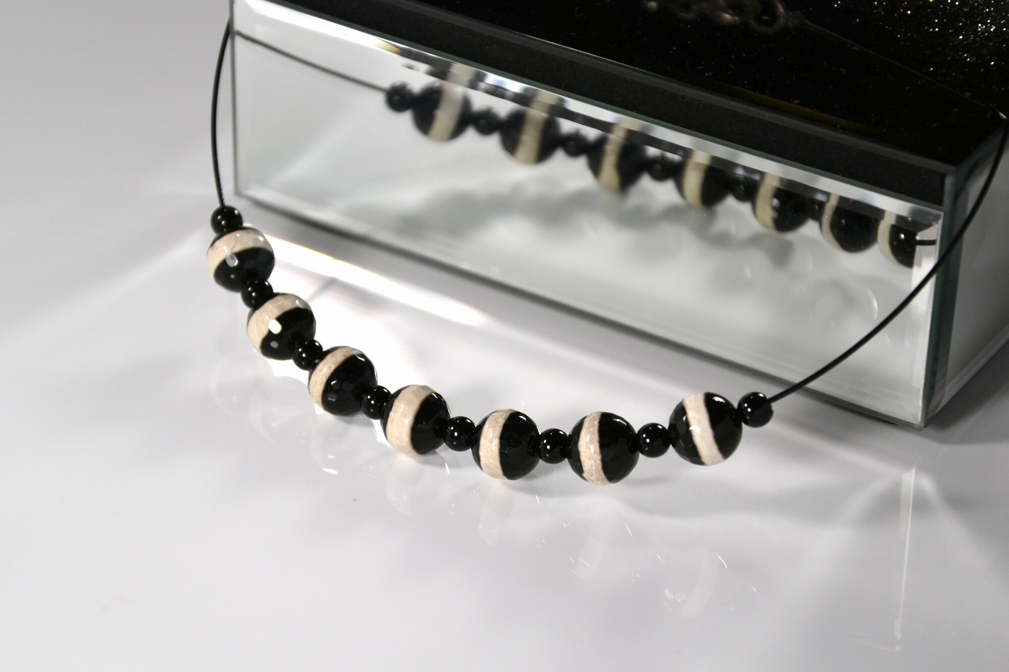 Колье, агат