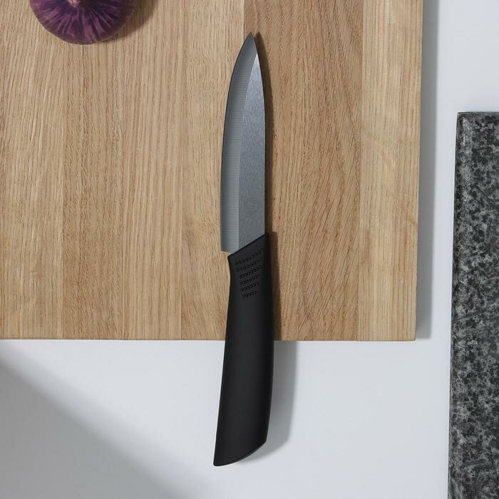 Нож кухонный керамический Magistro Black, лезвие 9.5 см, ручка софт-тач, чёрный