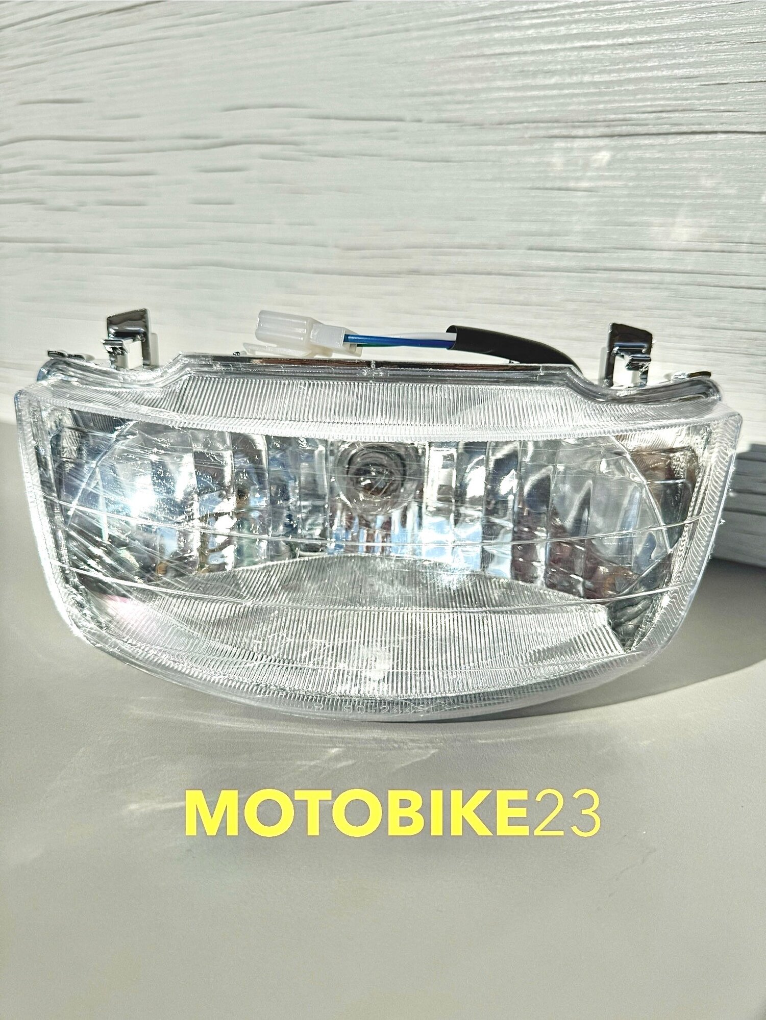 Фара в сборе для мопеда Yamaha Jog 50, SA16 (с проводкой, лампочкой).