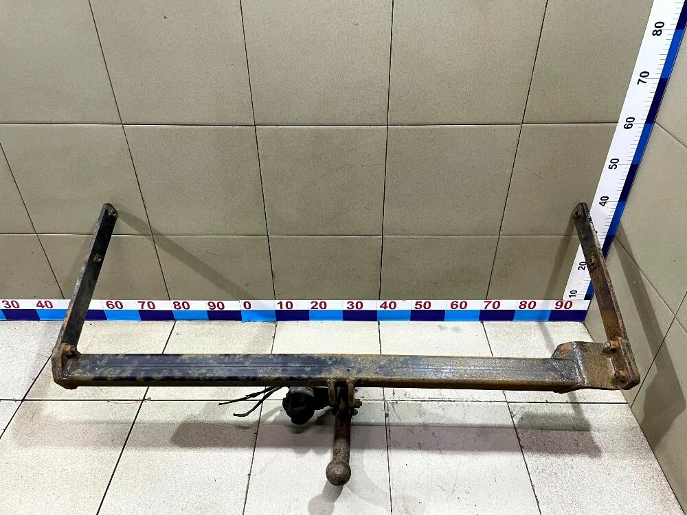 Фаркоп Ford Focus I