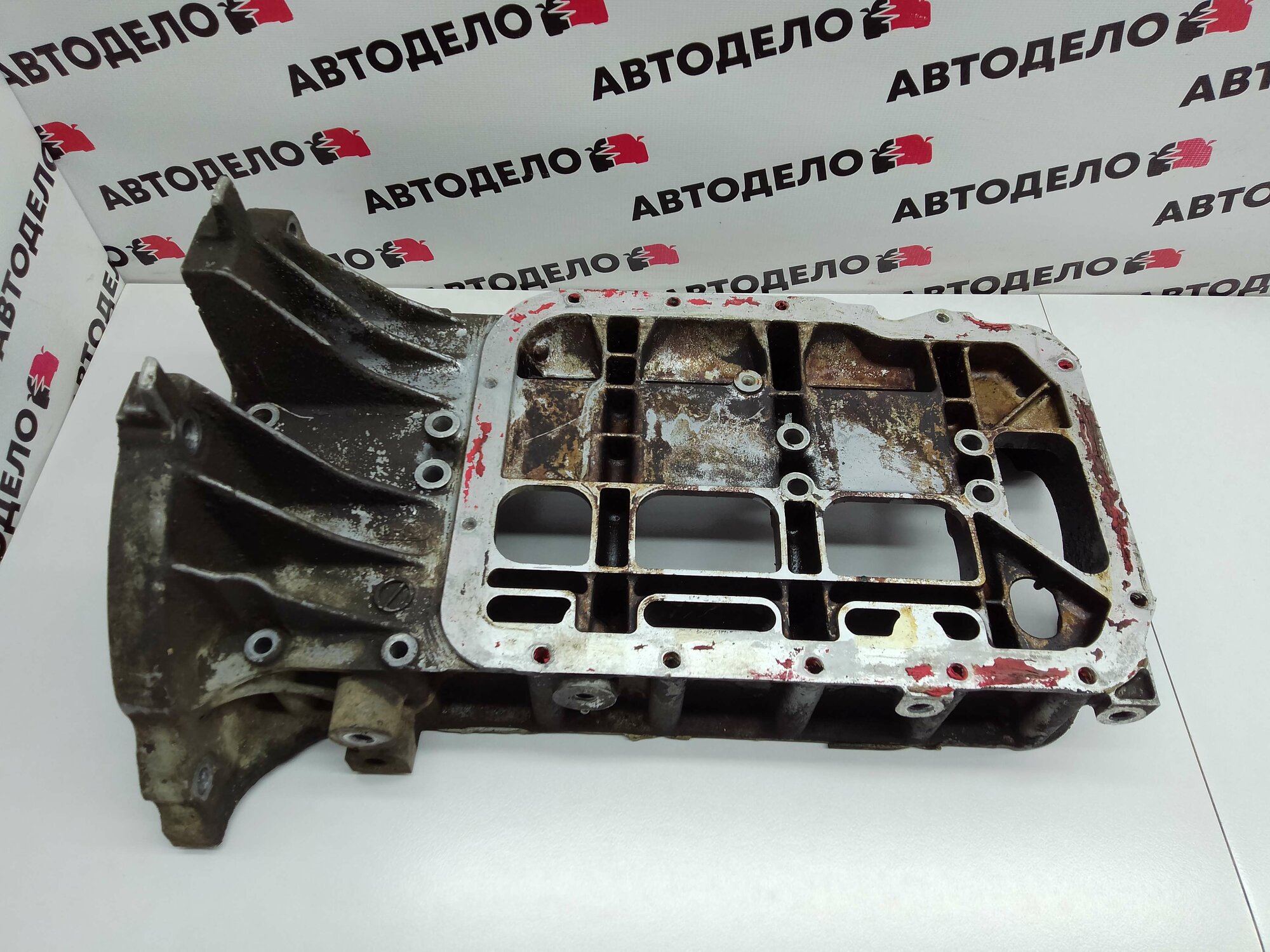 Поддон двигателя Mazda Familia GF-BJ5W 1998 г.в