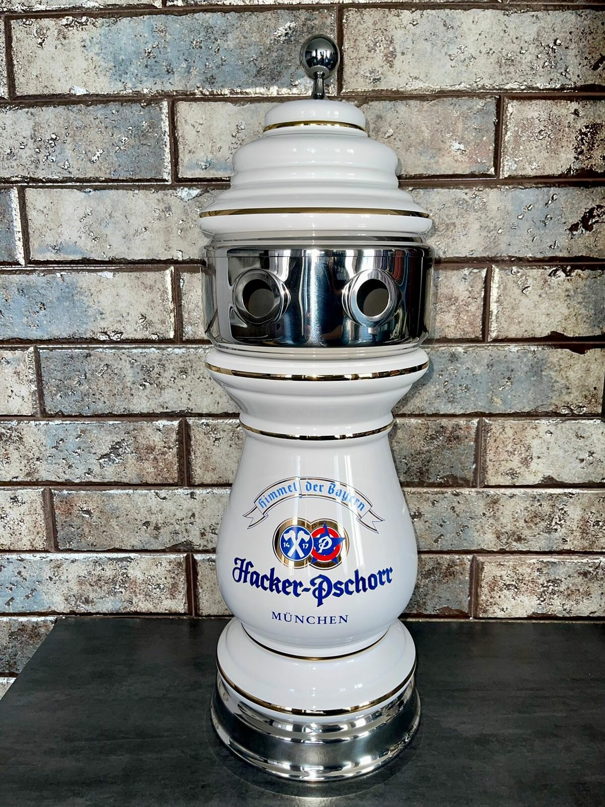 Пивная башня на 2 сорта. Колонна. Hacker-Pschorr.