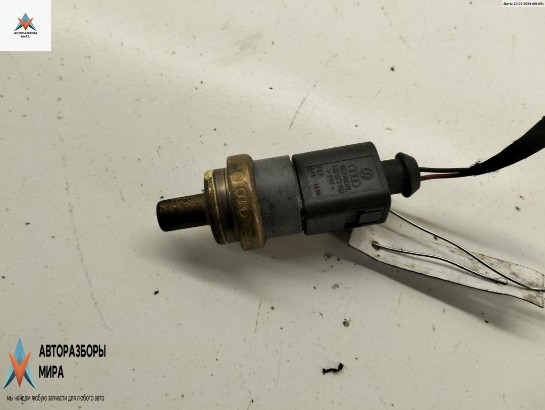 Датчик температуры Volkswagen Caddy 3 2007 06A919501A