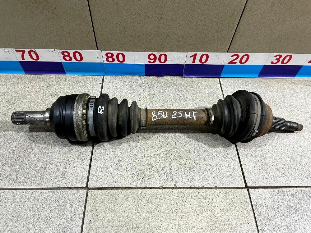 Полуось передняя левая Volvo 850 9122567