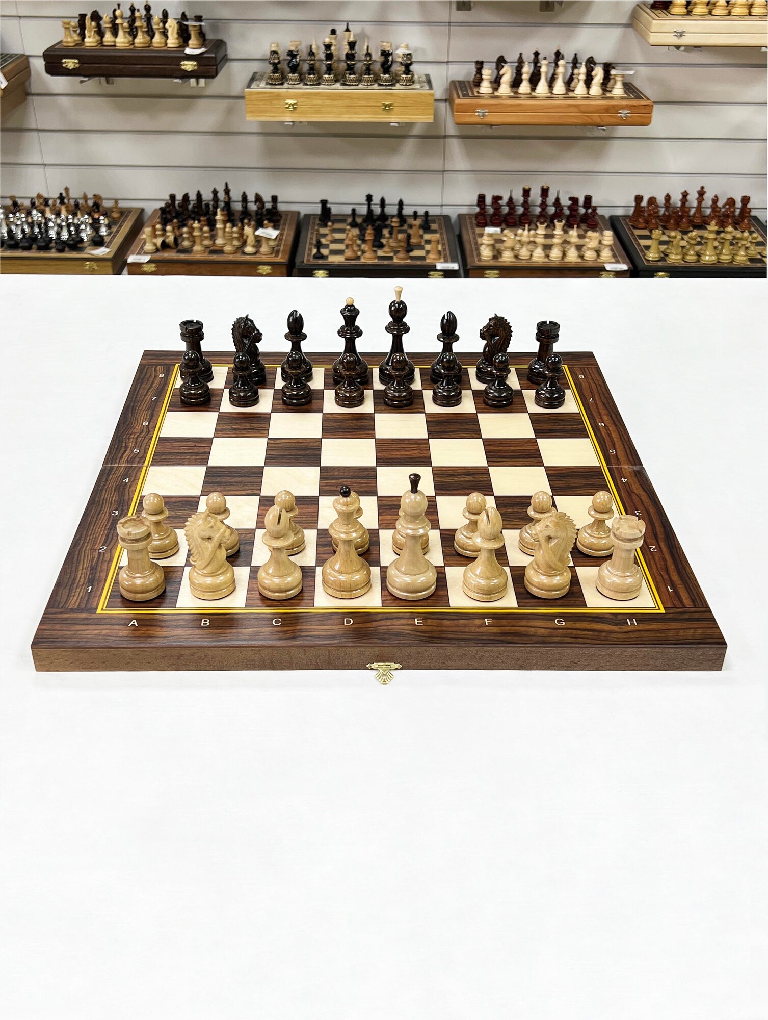 Шахматы Авангард деревянные с резным конем