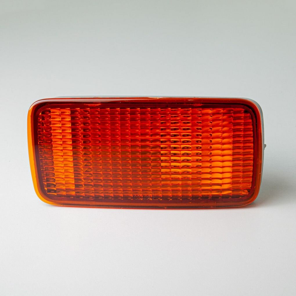 Поворот в бампер NISSAN DIESEL с 1995 г, левый, ZEVS