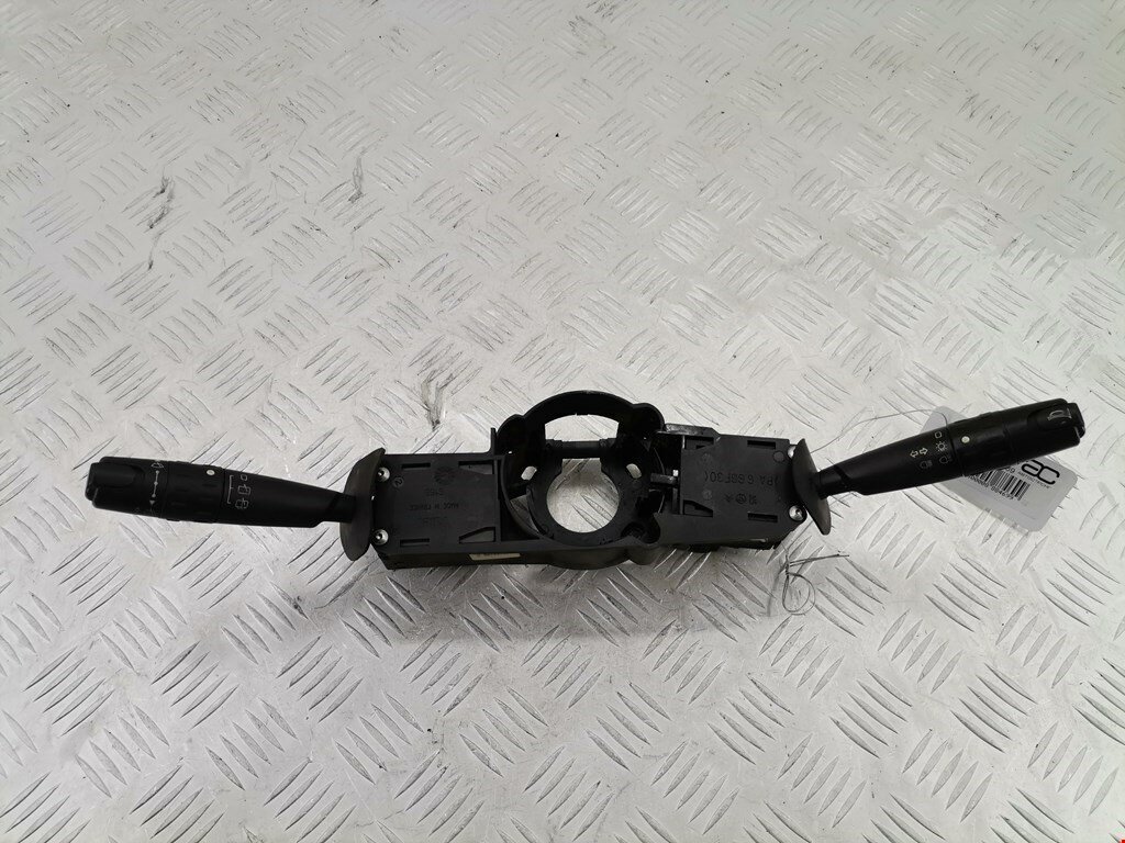 Переключатель поворотов и дворников (стрекоза) Citroen Xantia 625354 арт. 888469