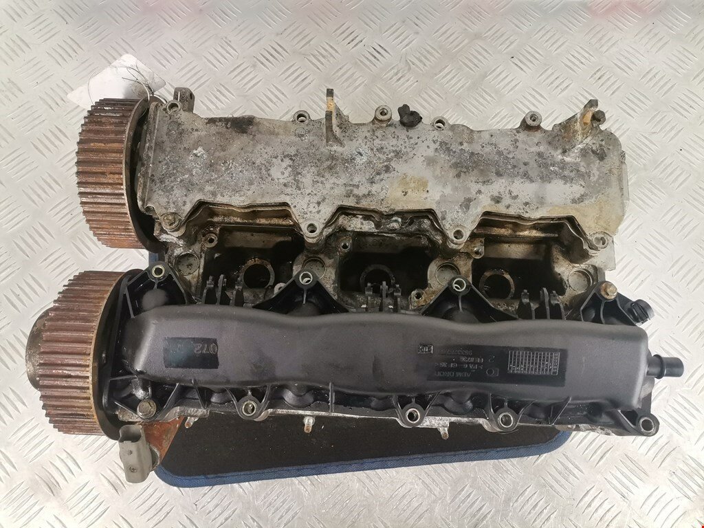 Головка блока цилиндров (ГБЦ) Citroen C5 1 0200AH арт. 1478635