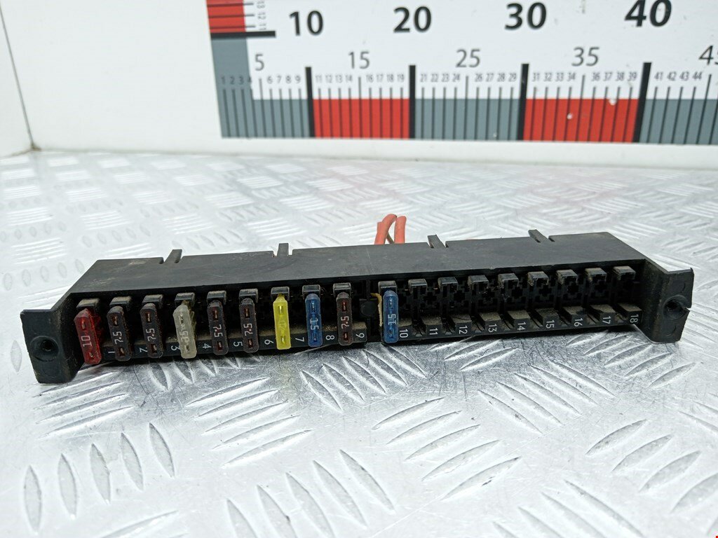 Блок предохранителей Mercedes Sprinter 1 (W901-905) 9015450119 арт. 1972172