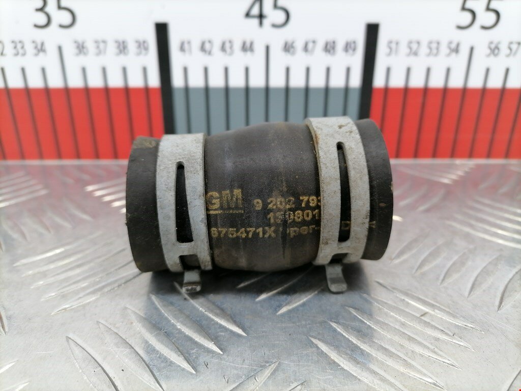 Патрубок охлаждения Opel Vectra C 9202151 арт. 2047876