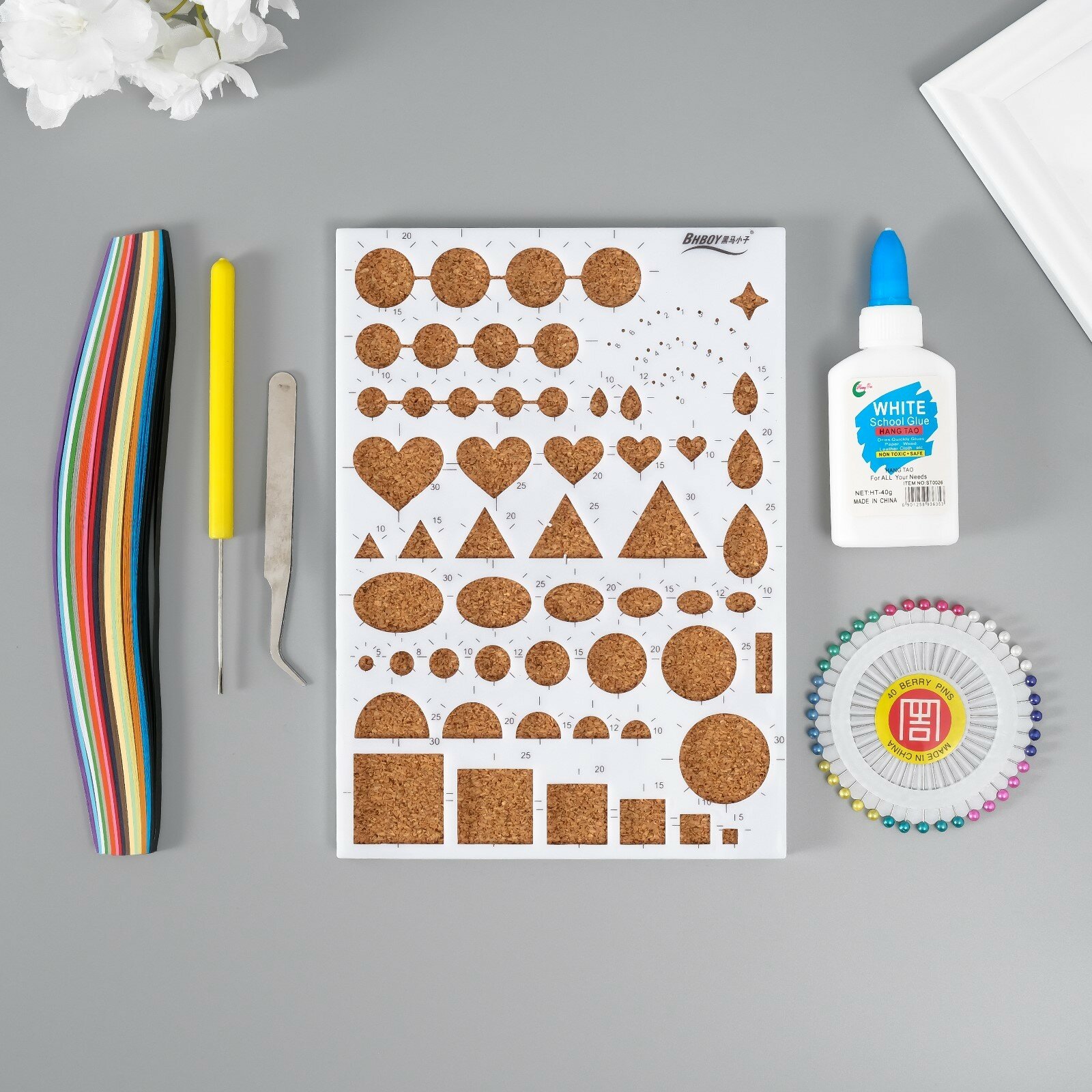 Набор инструментов для квиллинга (170 пол.0.5 см, клей, иголки, линейка, пинцет, ин. д/кв.) 21×30 см