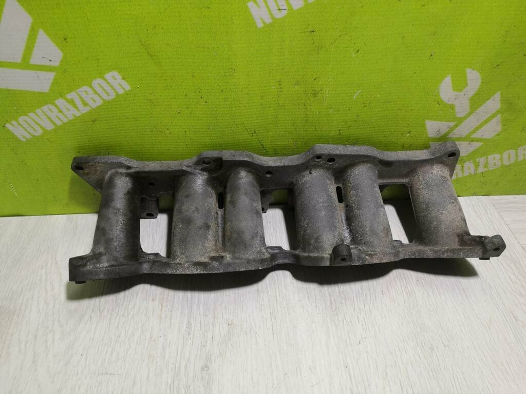 Коллектор впускной VW Golf 3 Vento 91-97