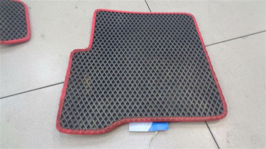 Коврик салона задний правый от Nissan Almera Classic B10 2006-2013