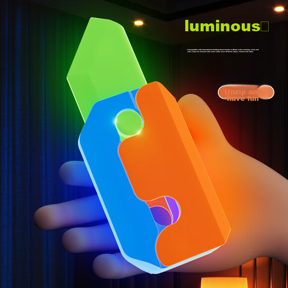 Danmiqi Children's Toy, 3D Printed Carrot Knife, Gravity Toy, Mini Finger Stress Relief Toy, Three Colors Randomly Shipped