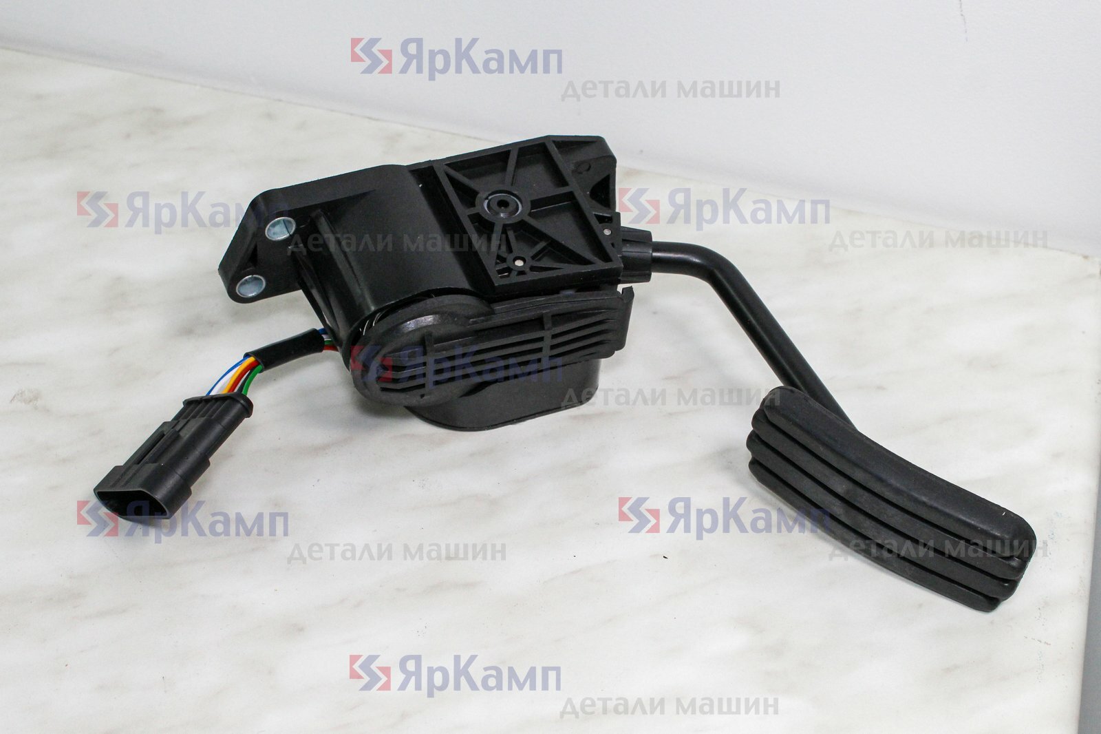 Педаль газа дв. Cummins 2.8 электронная Газель Бизнеc