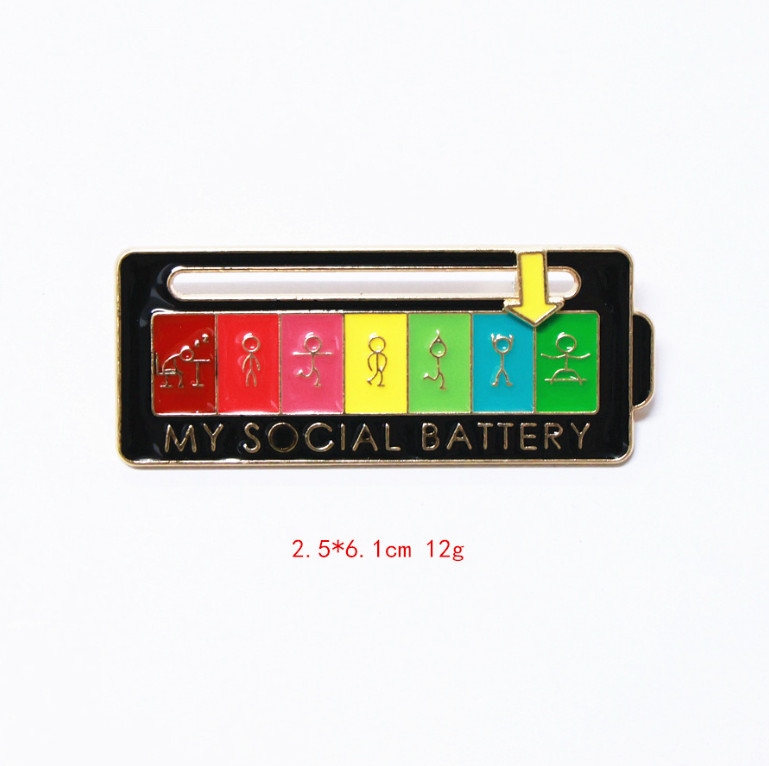 Значок для учителей на одежду, рюкзак и сумки " MY SOCIAL BATTERY 1 "/ 1 шт.