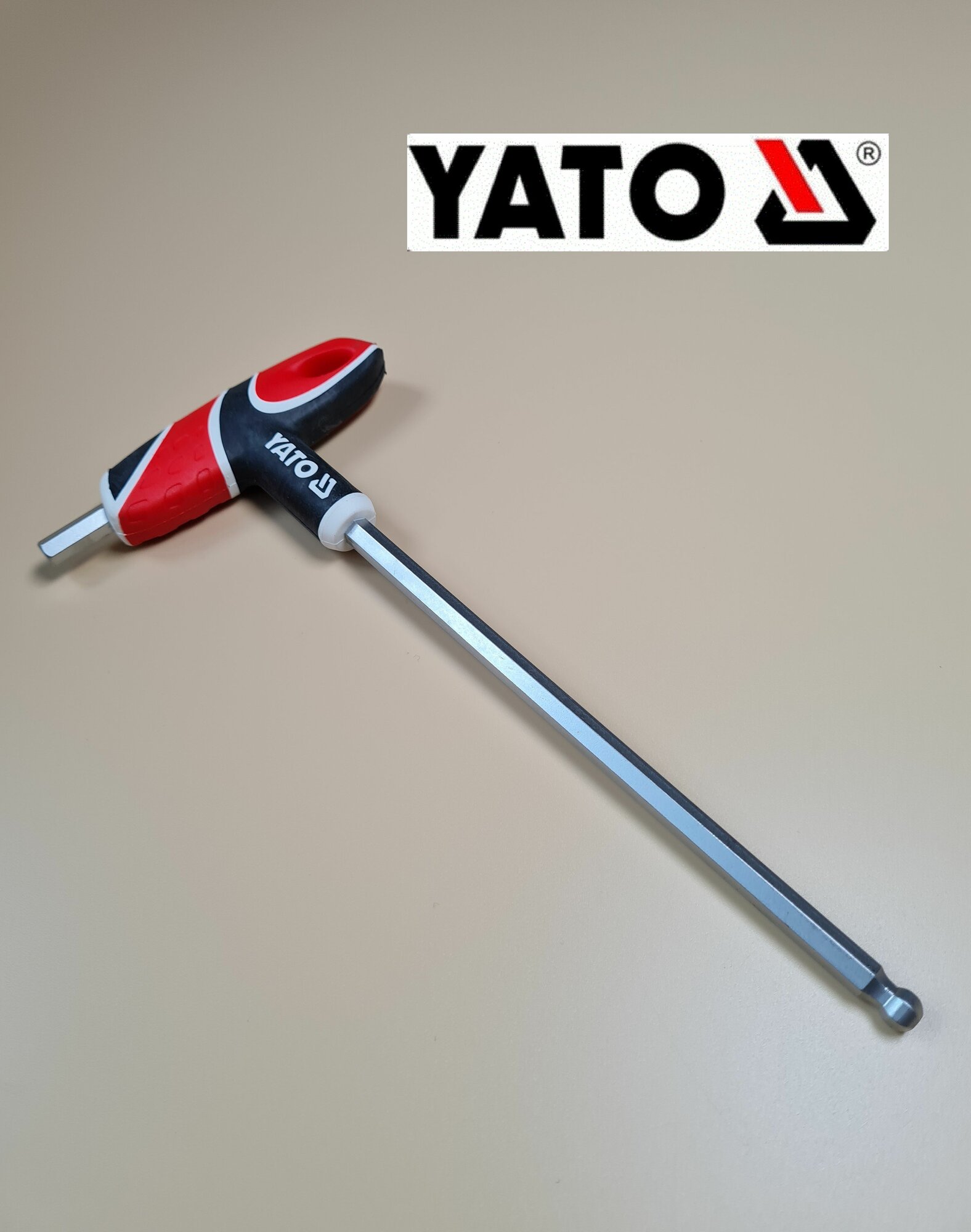 Шестигранный ключ с шаром 7 мм Yato YT-05592-12