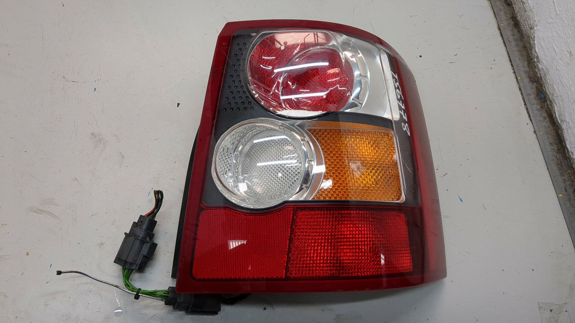 Фонарь (задний) правый Land Rover Range Rover Sport Б/У