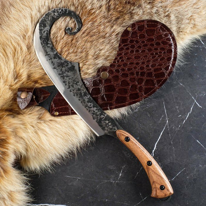 Традиционный азербайджанский нож-топор "Гиймякеш" в ножнах