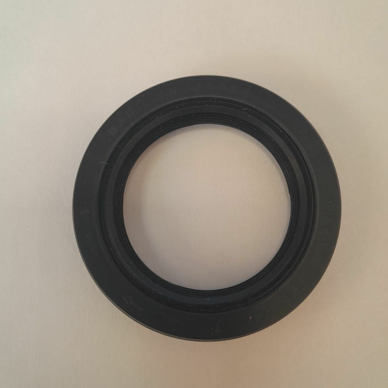Сальник коленчатого вала передний THO 90043-11144-000 Daihatsu Charade G100, G101 двигатель CB, CL. OEM: 90043-11144-000
