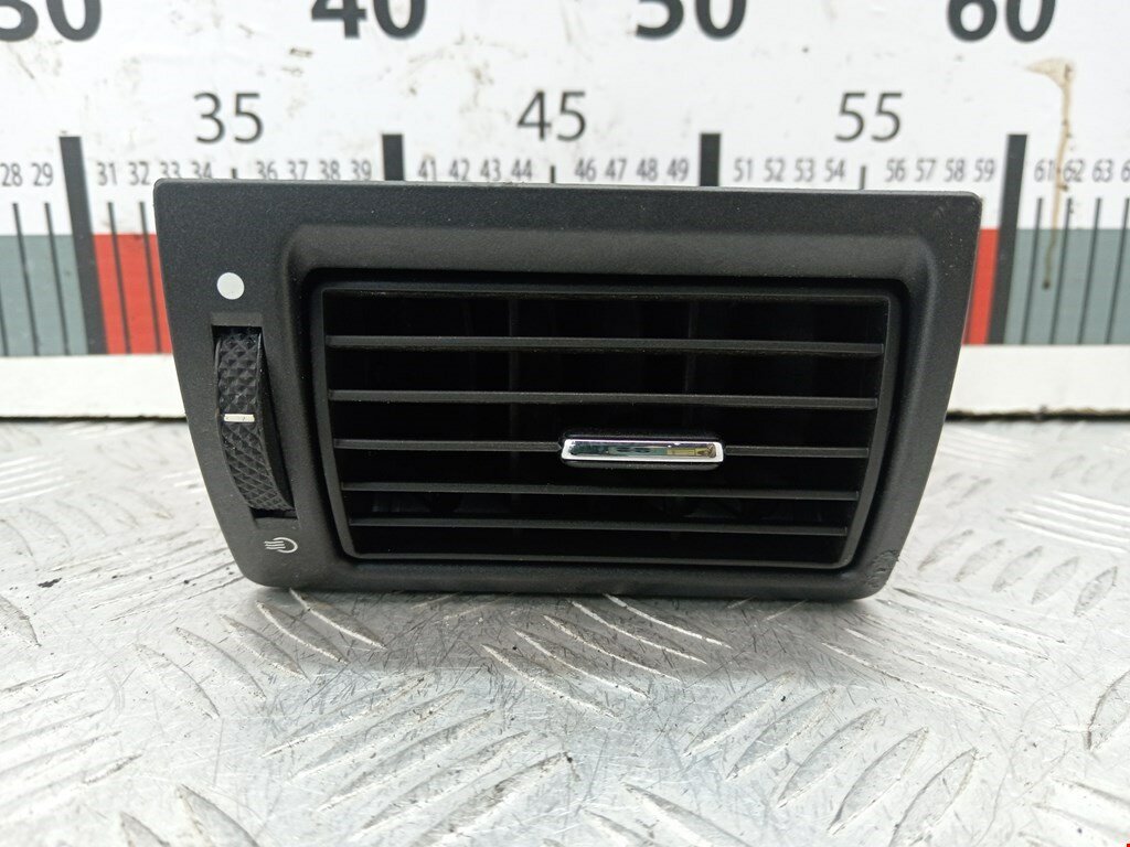 Дефлектор обдува салона Ford Mondeo 3 1319875 арт. 2034505