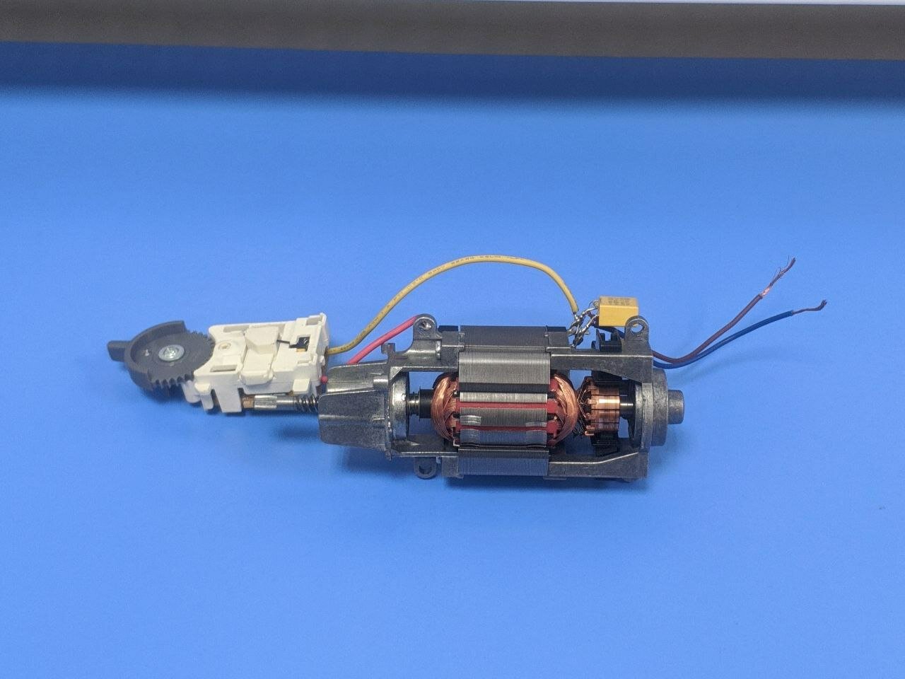 Мотор миксера Leran HM 0558R (KH45/30-S, 400w)