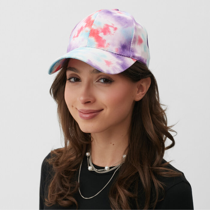 Кепка для женщин