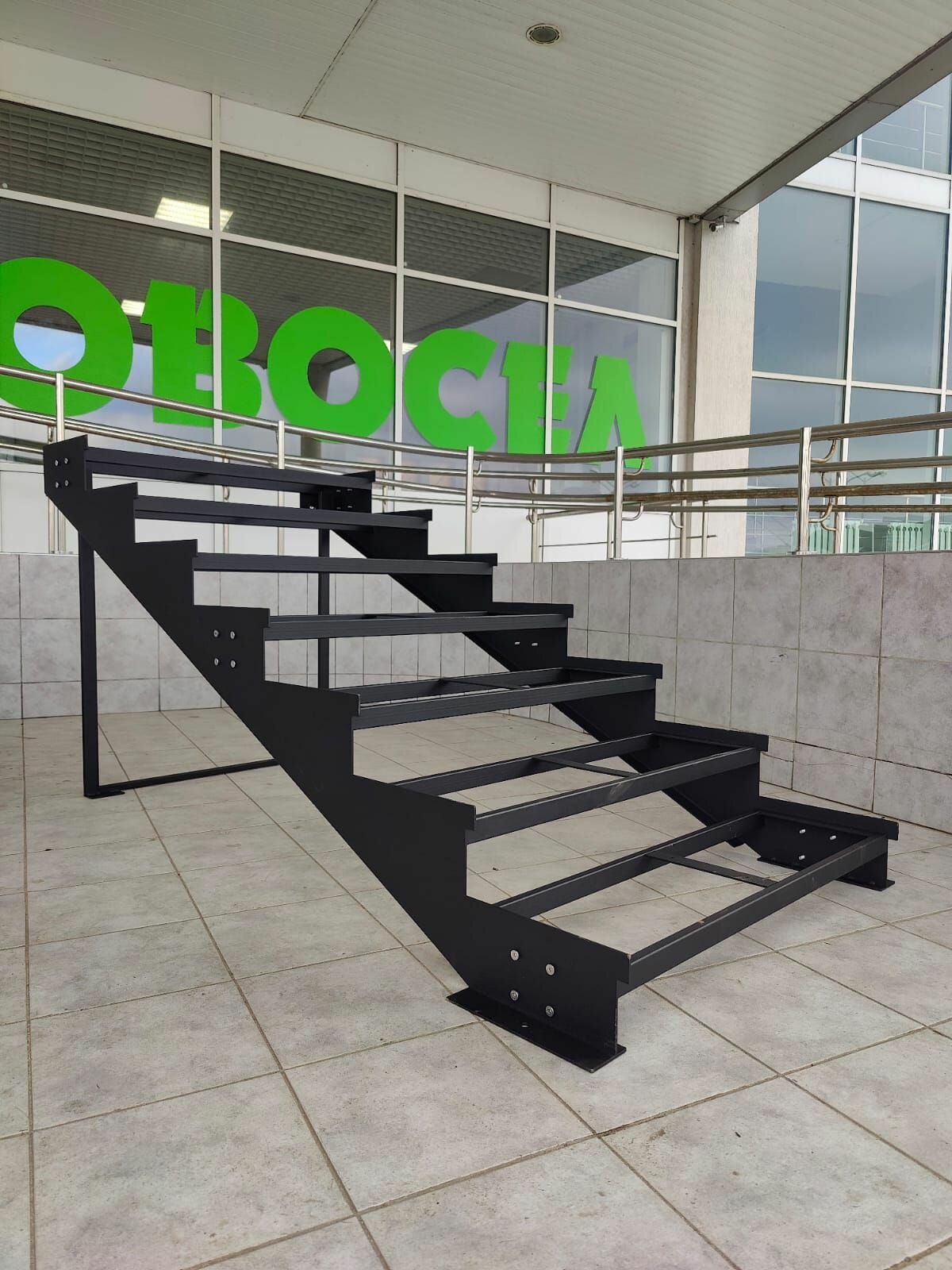 Лестница-крыльцо 7 ступеней, без ДПК, без ограждения. Ширина 1, м, высота 1,19м