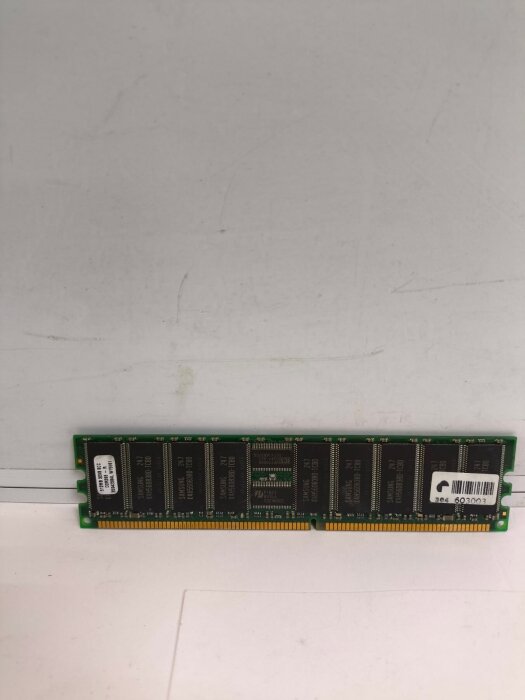 Оперативная память серверная DDR1 512Mb Samsung Reg Ecc PC2100 35942584L W15961