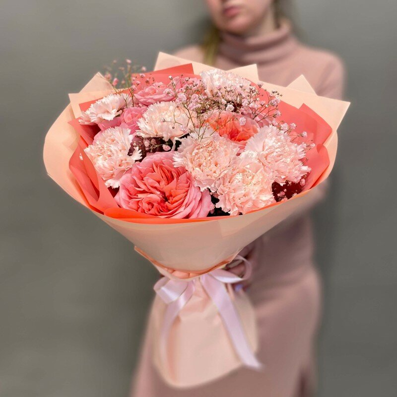 Букет цветов "Коралл", роза пионовидная, гвоздика, коралловый цвет