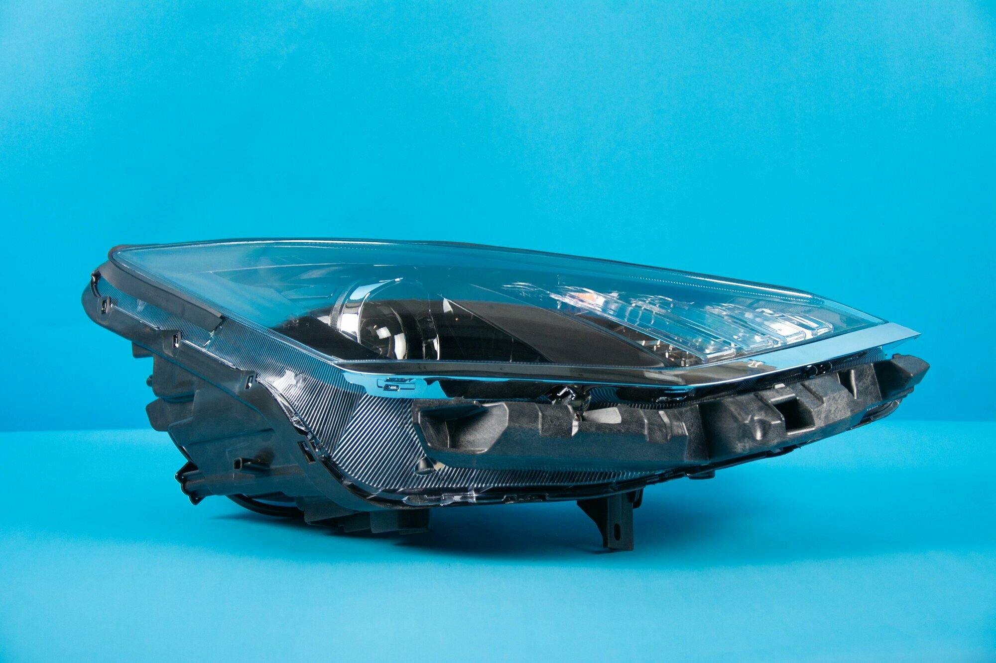 Фара Hyundai Sonata DN8 Хендай Соната VIII поколения, года 2019-2023 с линзами, 1 шт, ближний дальний свет галогенная передняя правая