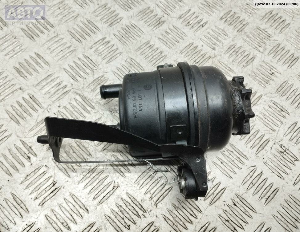 Бачок гидроусилителя BMW 5 E60/E61 (2003-2010)