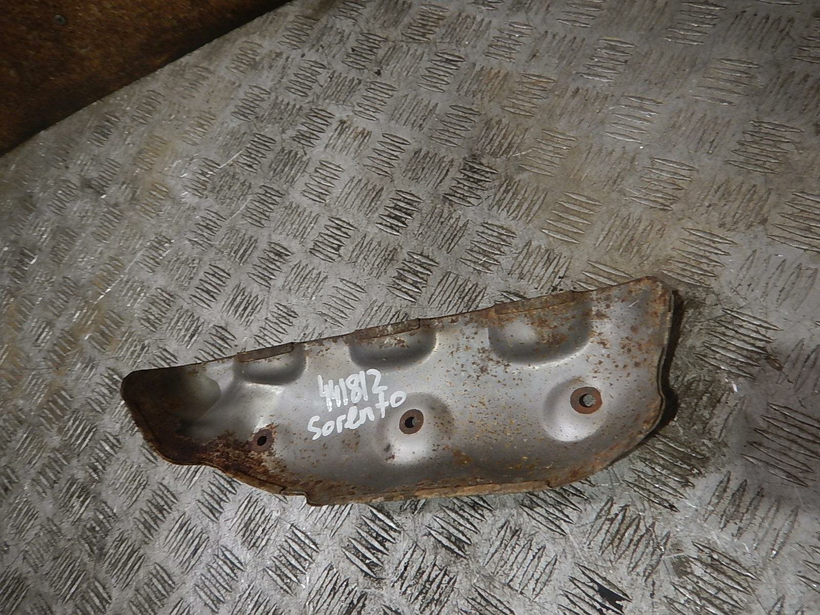 Б/У Экран тепловой, KIA (Киа)-SORENTO (03-09) KIA SORENTO (03-09) 2,5 дизель Без видимых повреждений. 441812 Hyundai-KIA ...