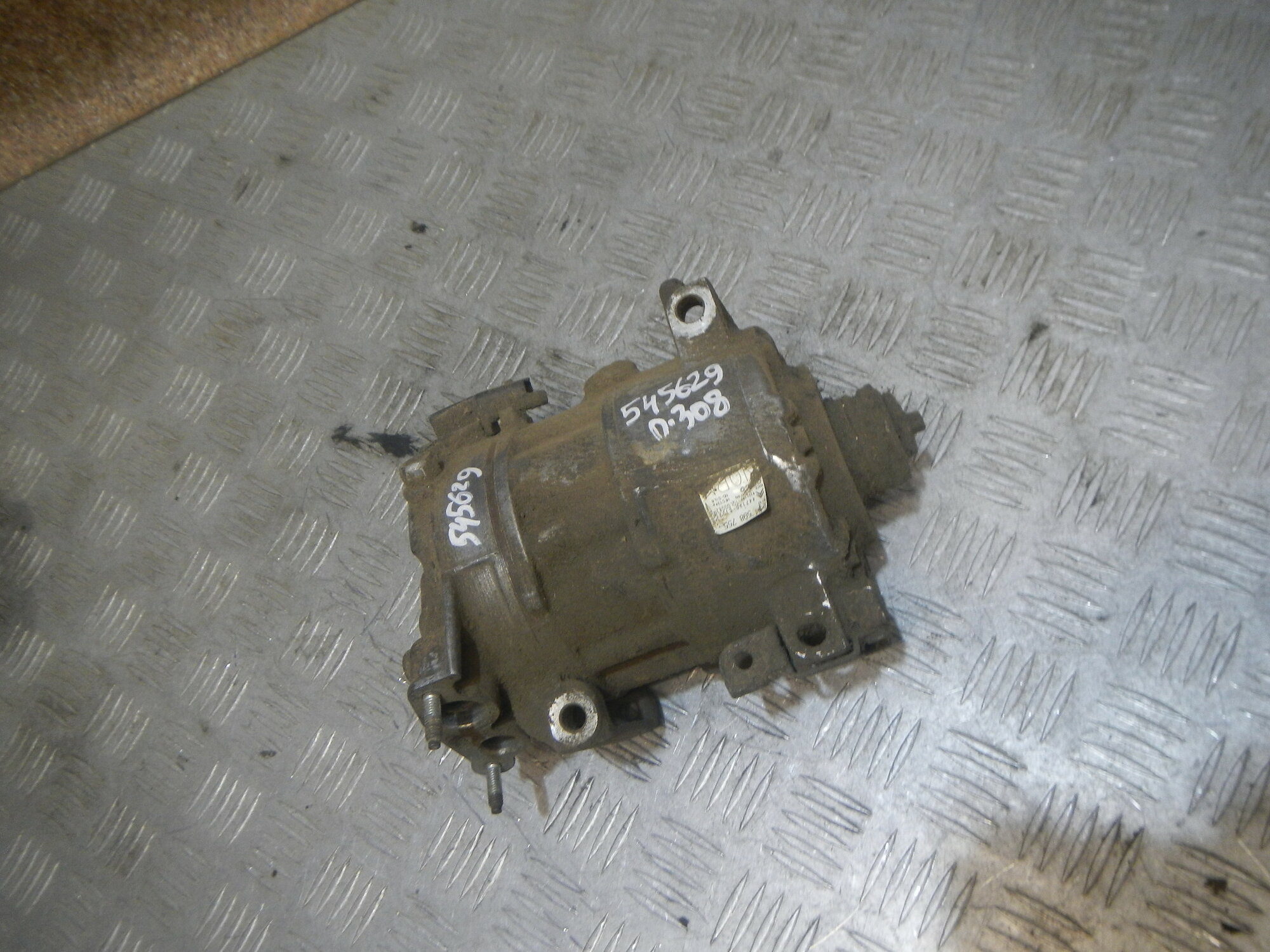 Б/У Компрессор кондиционера, Peugeot (Пежо)-308 (07-) PEUGEOT 308 (07-) Ремонтный набор. 545629 Peugeot-Citroen арт. 447...