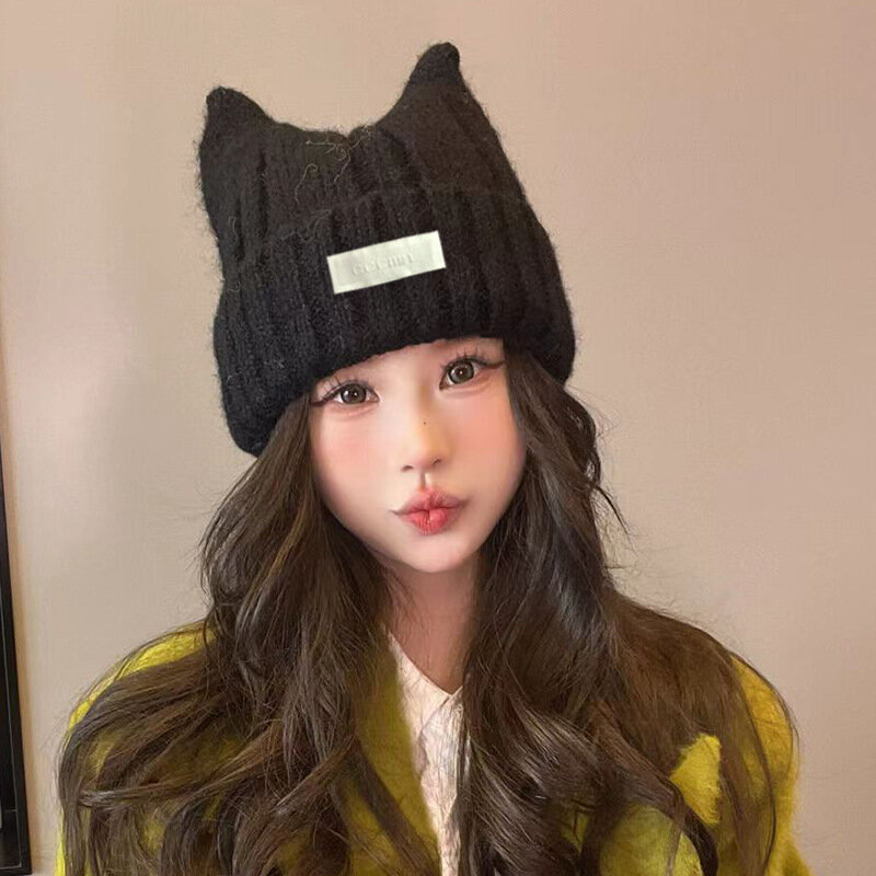 Шапка для женщин