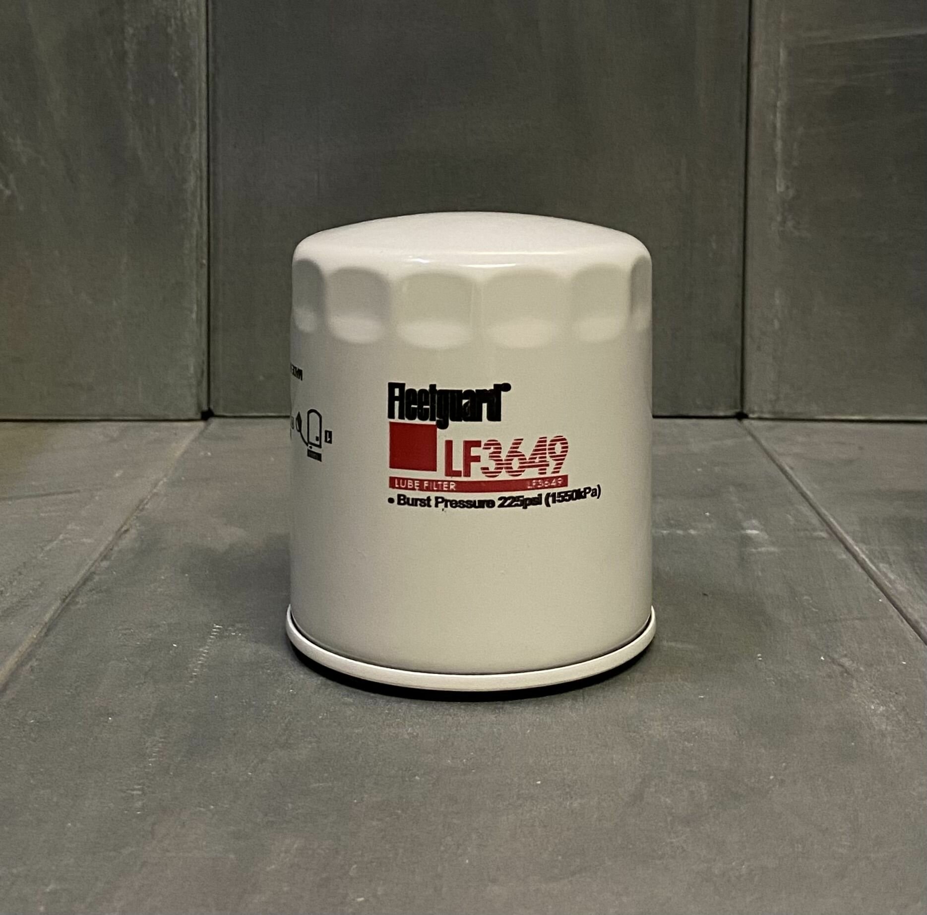 LF3649 Фильтр масляный FLEETGUARD для BOBCAT, CATERPILLAR, JEEP, MANITOU, VOLVO