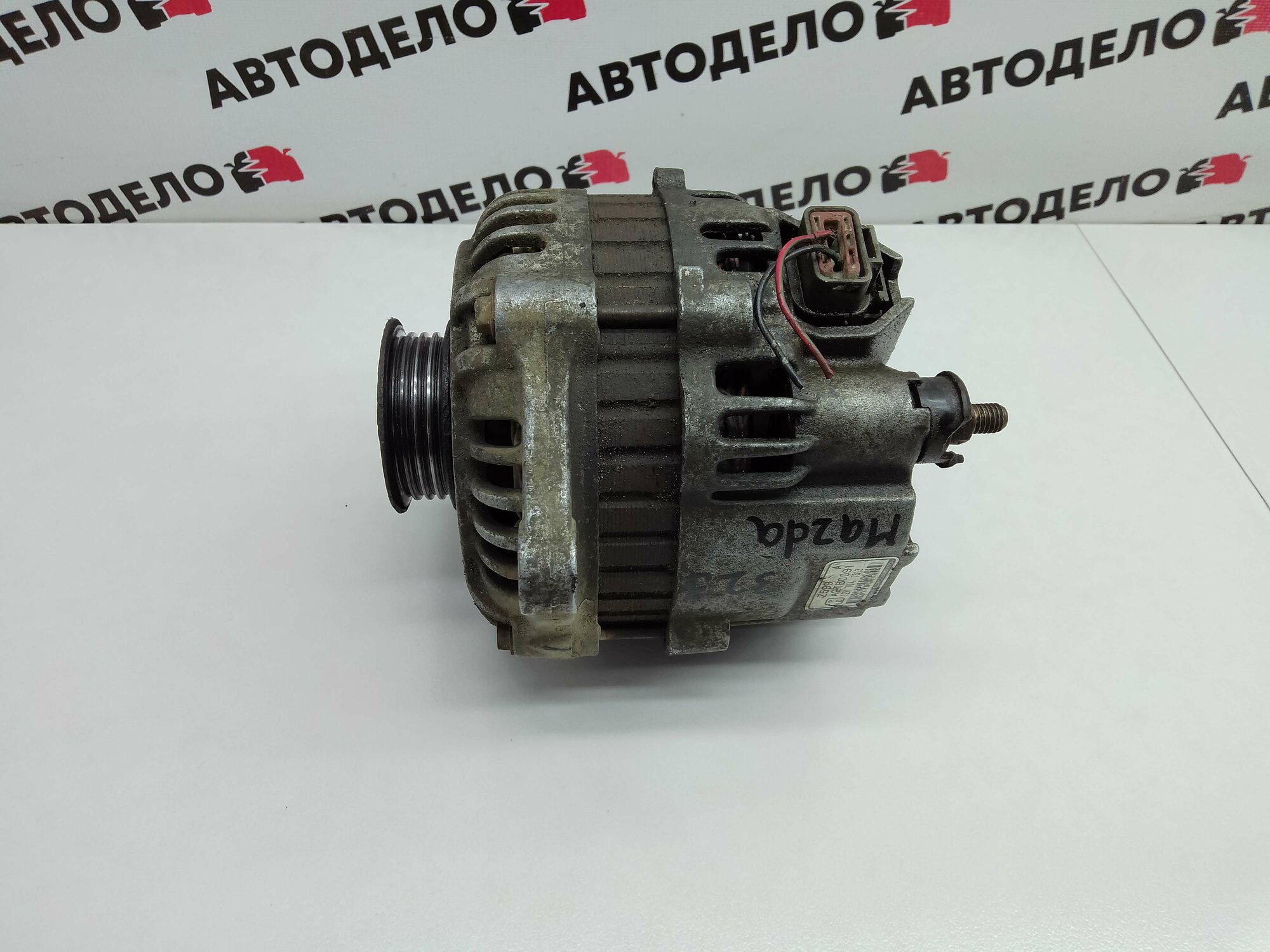 Генератор Mazda 323 BA 1998 г.в