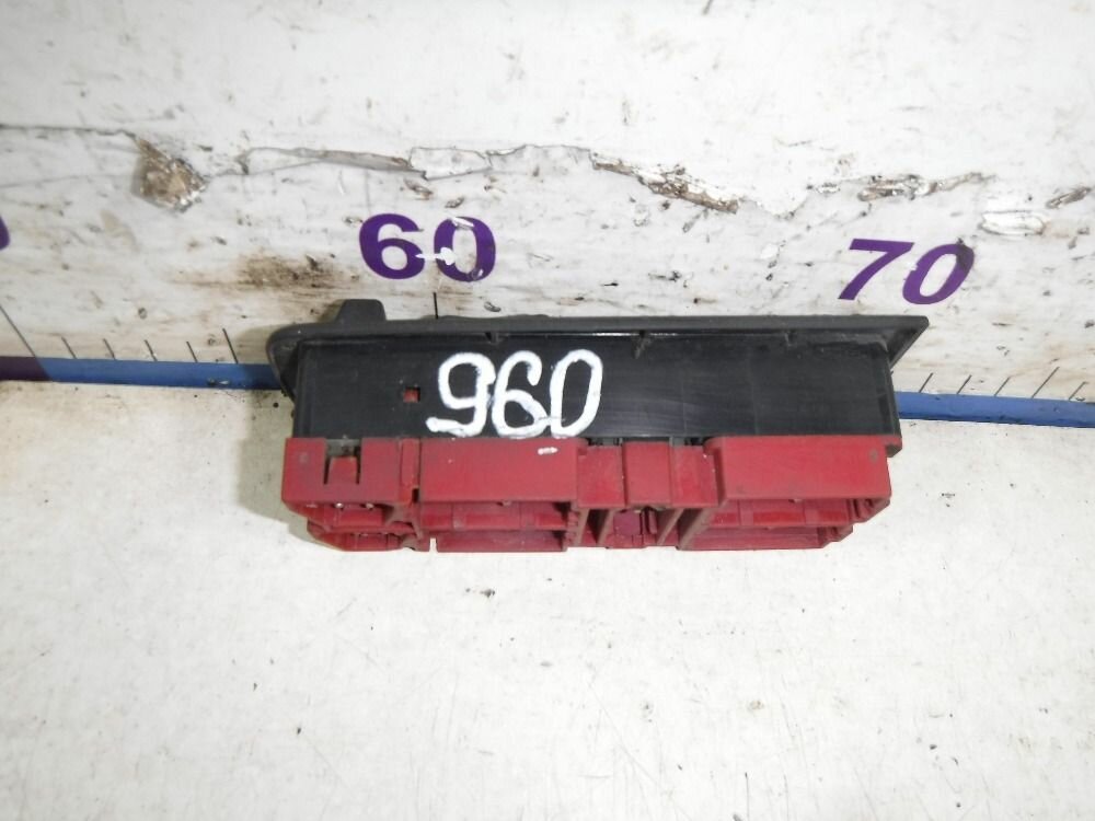 Блок управления стеклоподъемниками Volvo 960 9148680