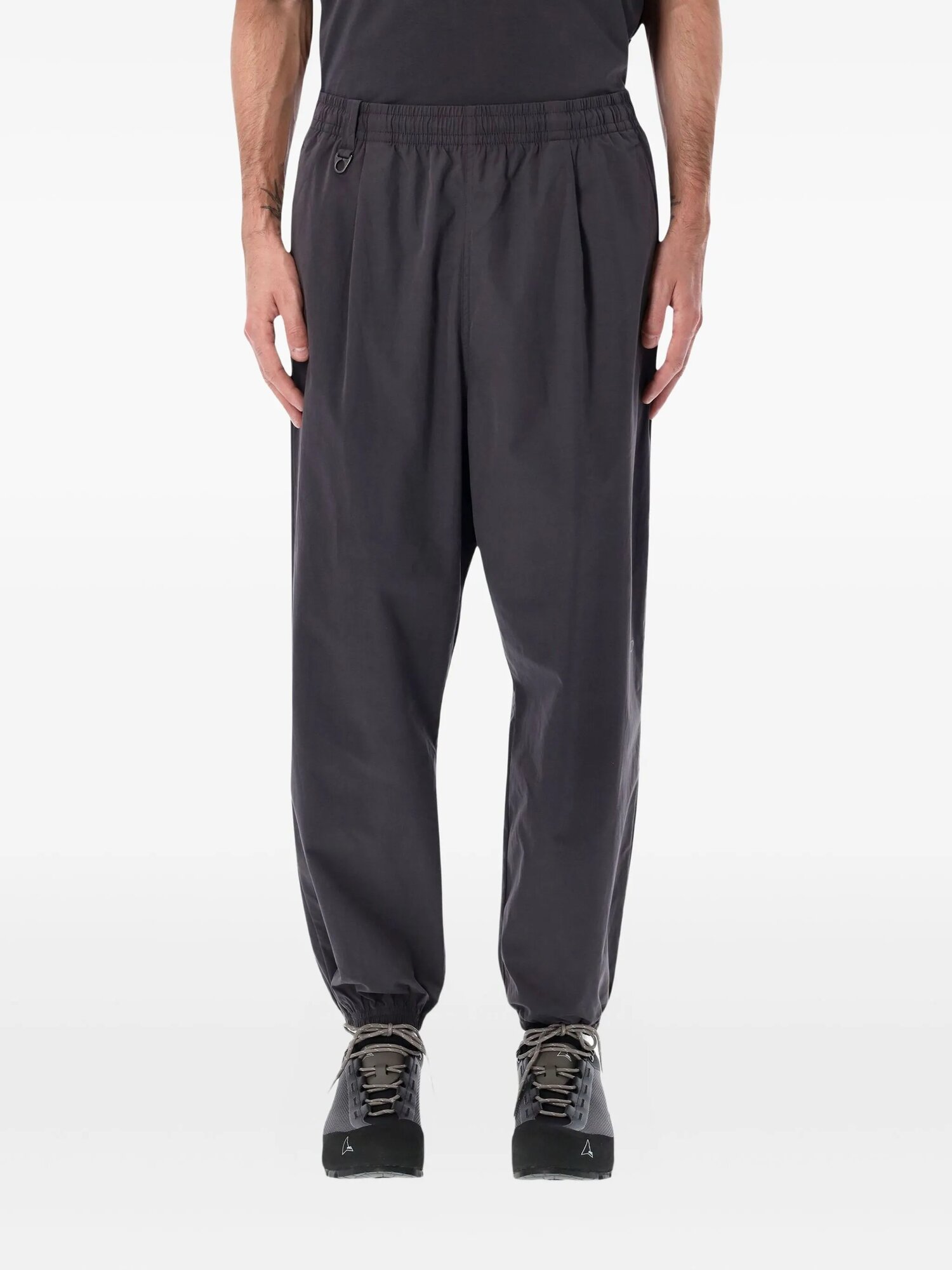 Брюки спортивные