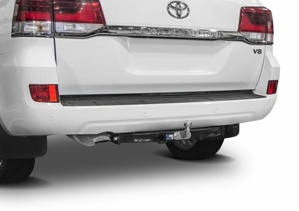Фаркоп Toyota Land Cruiser 200 (кроме Executive, TRD) 2007-2022 BERG F.5713.001