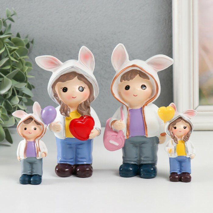 Набор фигурок полистоун «Малыши в толстовках с заячьими ушками», 4 шт, 3×2×7.5 6×3×13 см